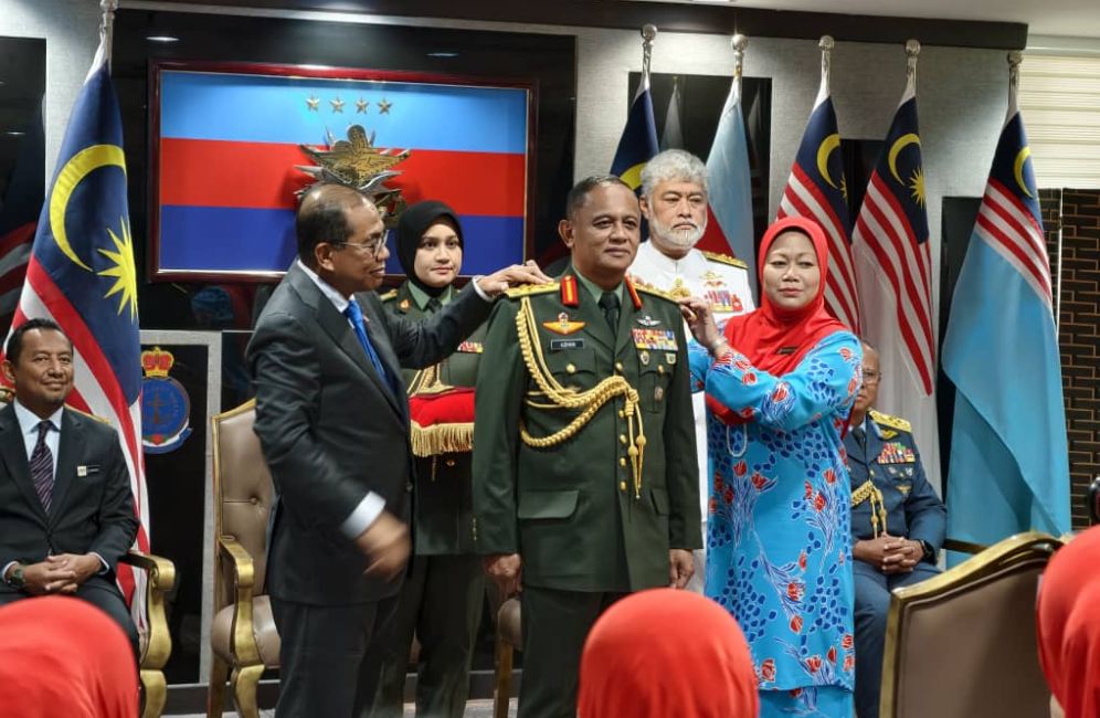 Jeneral Datuk Azhan Md Othman dilantik Panglima Tentera Darat ke-31